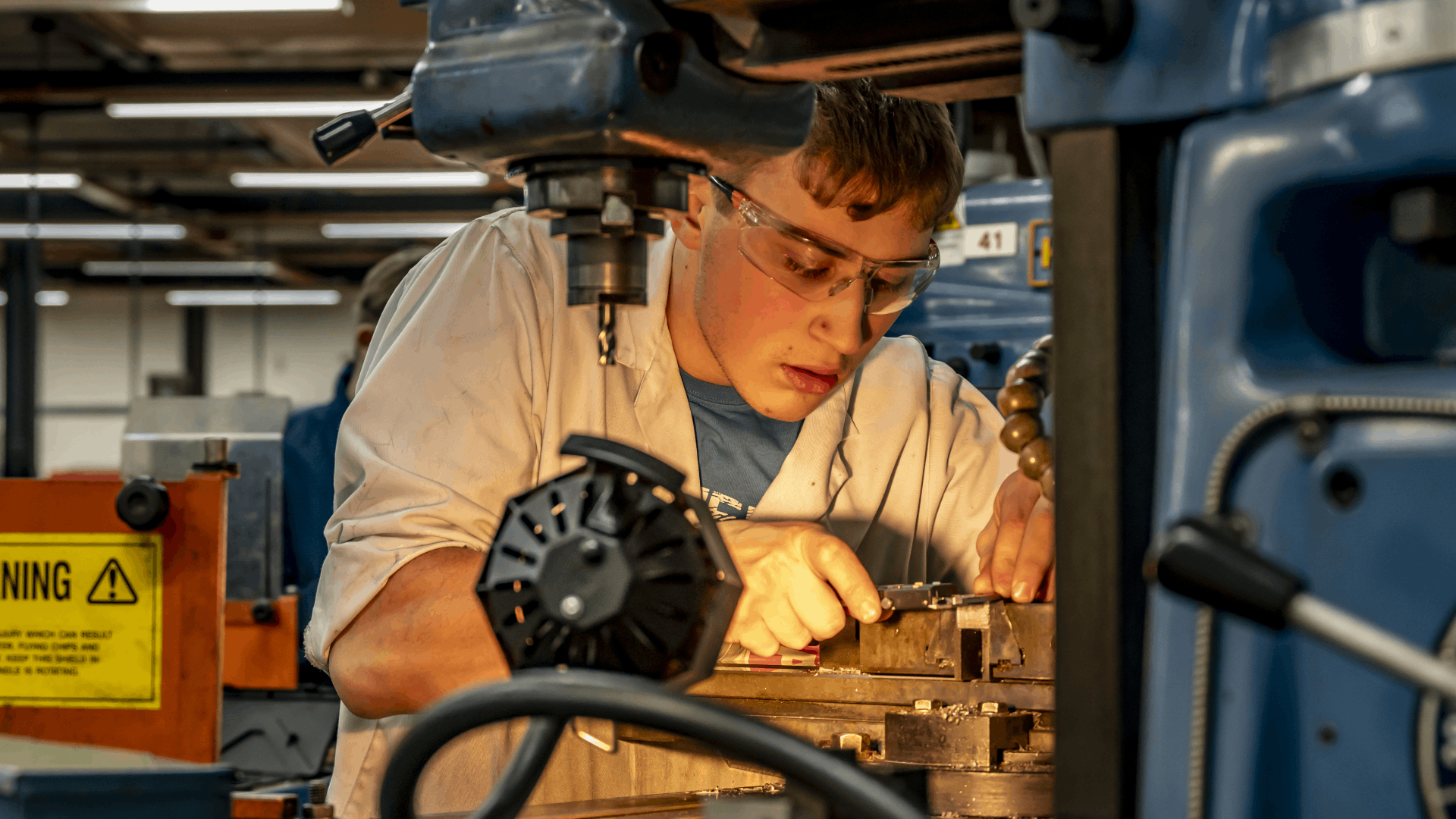 HNC in Engineering for England (HTQ) | Crawley College